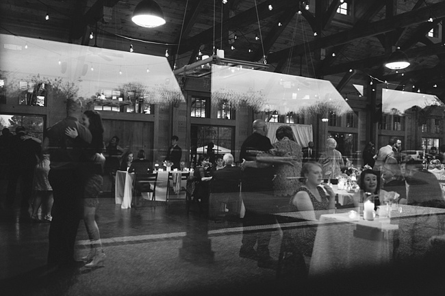 Becca & Chris {Pavilion at Pepper Plantation} - The Wedding Row