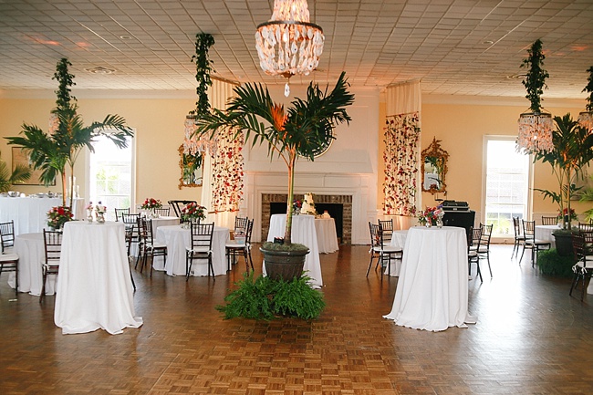 Emily & Jenner {Private Club} - The Wedding Row