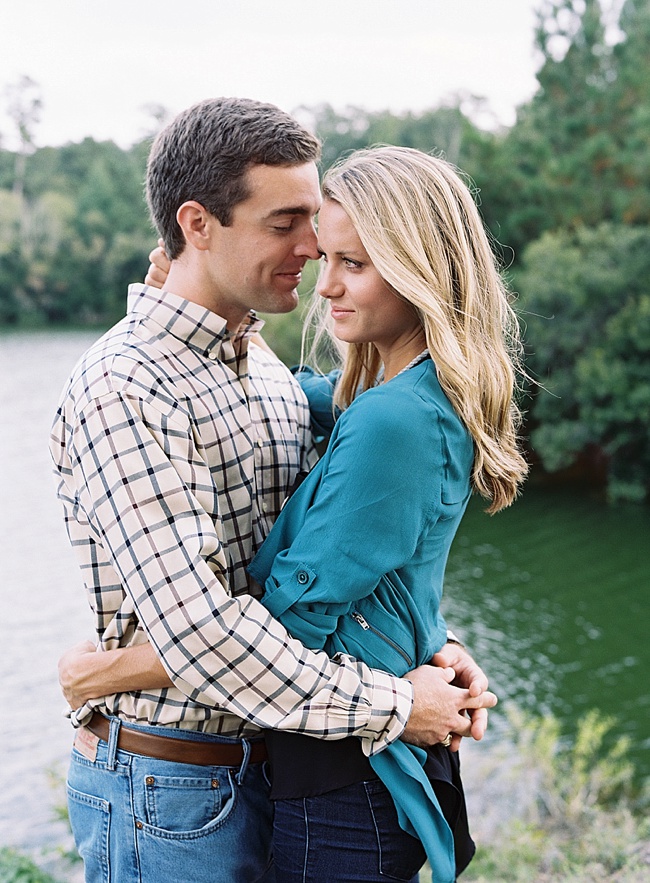 Meredith & Austin {Engagement Session} - The Wedding Row